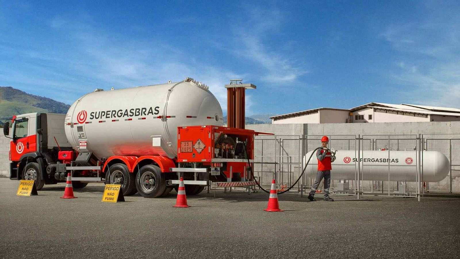 Produtos de GLP da Supergasbras: Botijões, Cilindros e Tanques